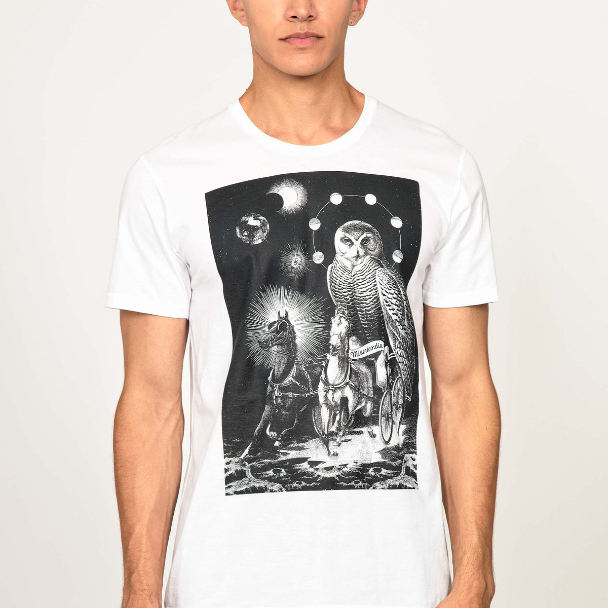 Fitted printed white cotton t-shirt Owl and Carriage | MERCY – Misericordia